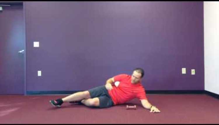 Functionally Fit: Lying Hip Internal Rotation Stretch - PFP media