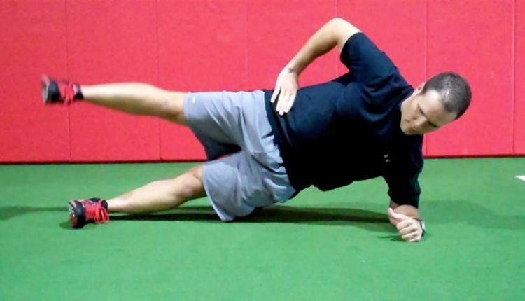 Functionally Fit Side Plank With Hip Abduction Pfp Media